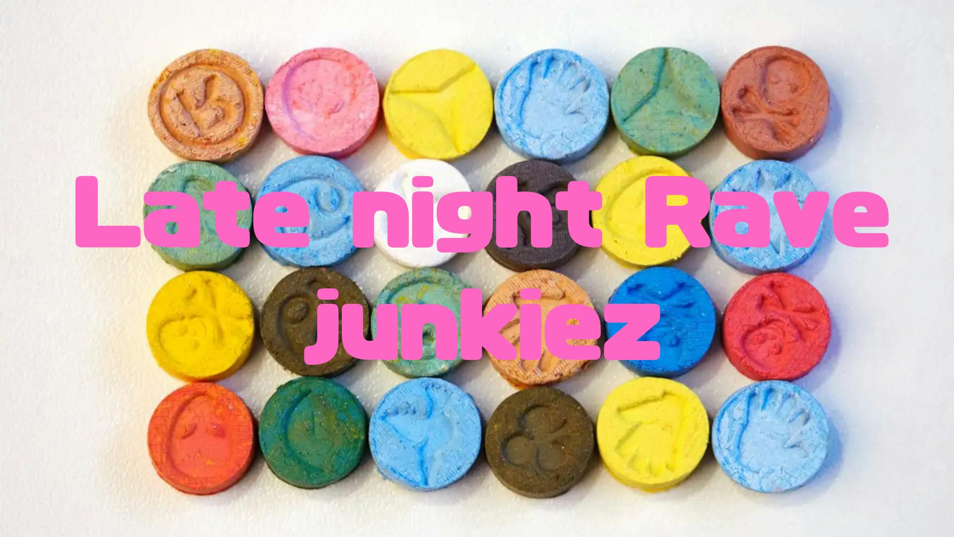 Late Night RAVE Junkiez | メタバースプラットフォーム cluster（クラスター）